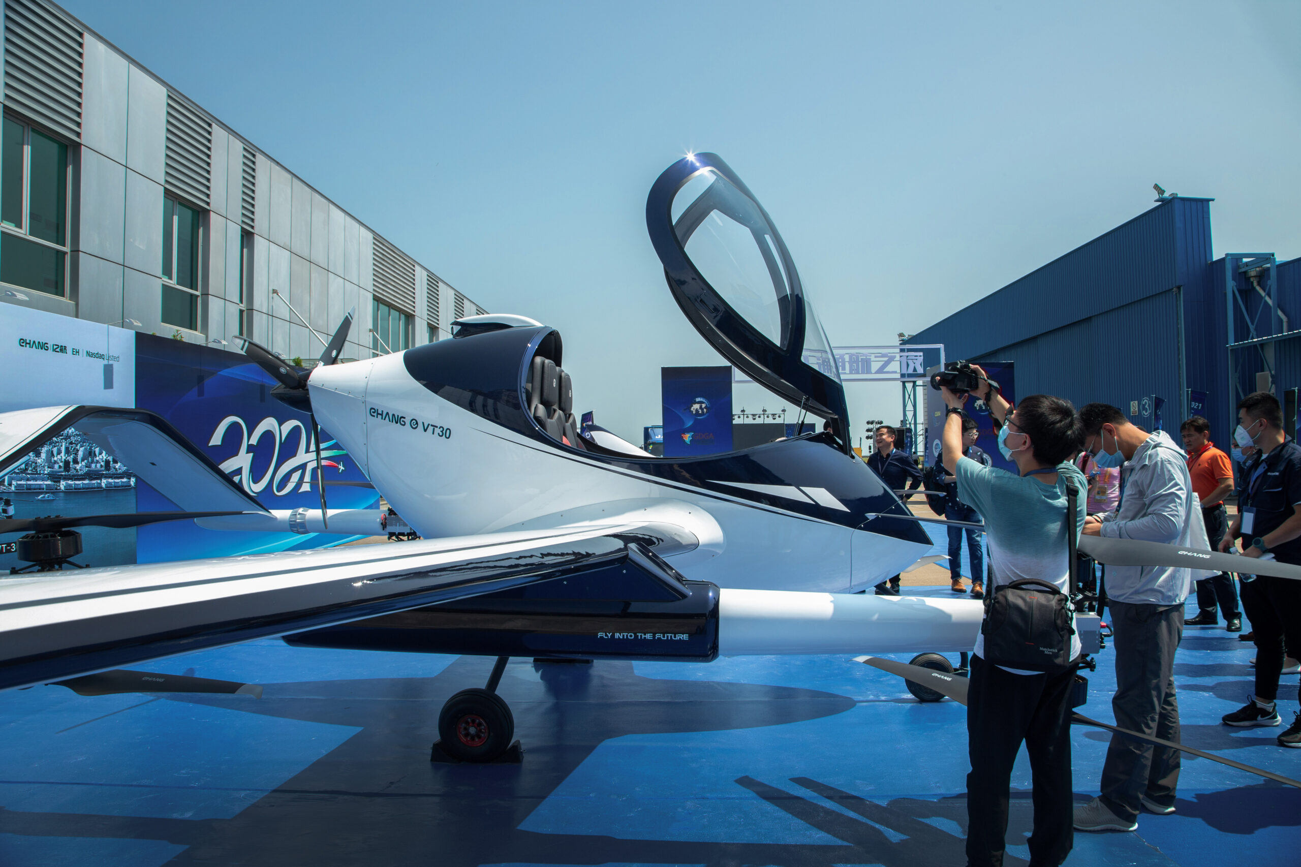 EHang’s long-range VT-30 eVTOL aircraft makes global debut in ceremony ...